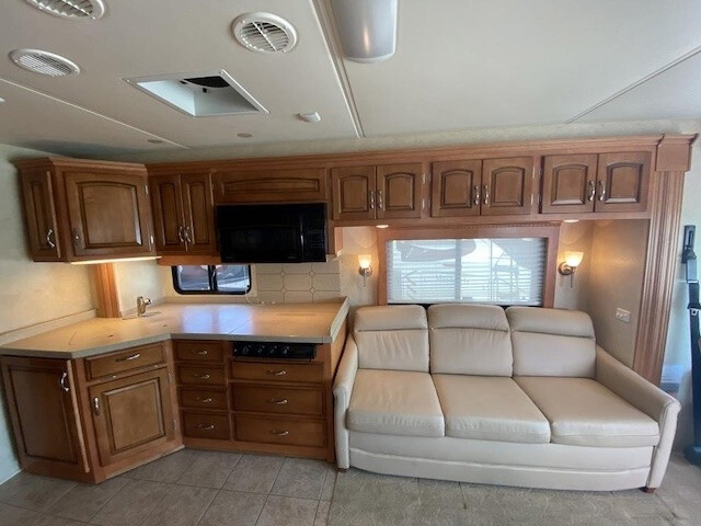 2008 Newmar Kountry Star 3624 Class A Diesel Generator Washer/Dryer ...