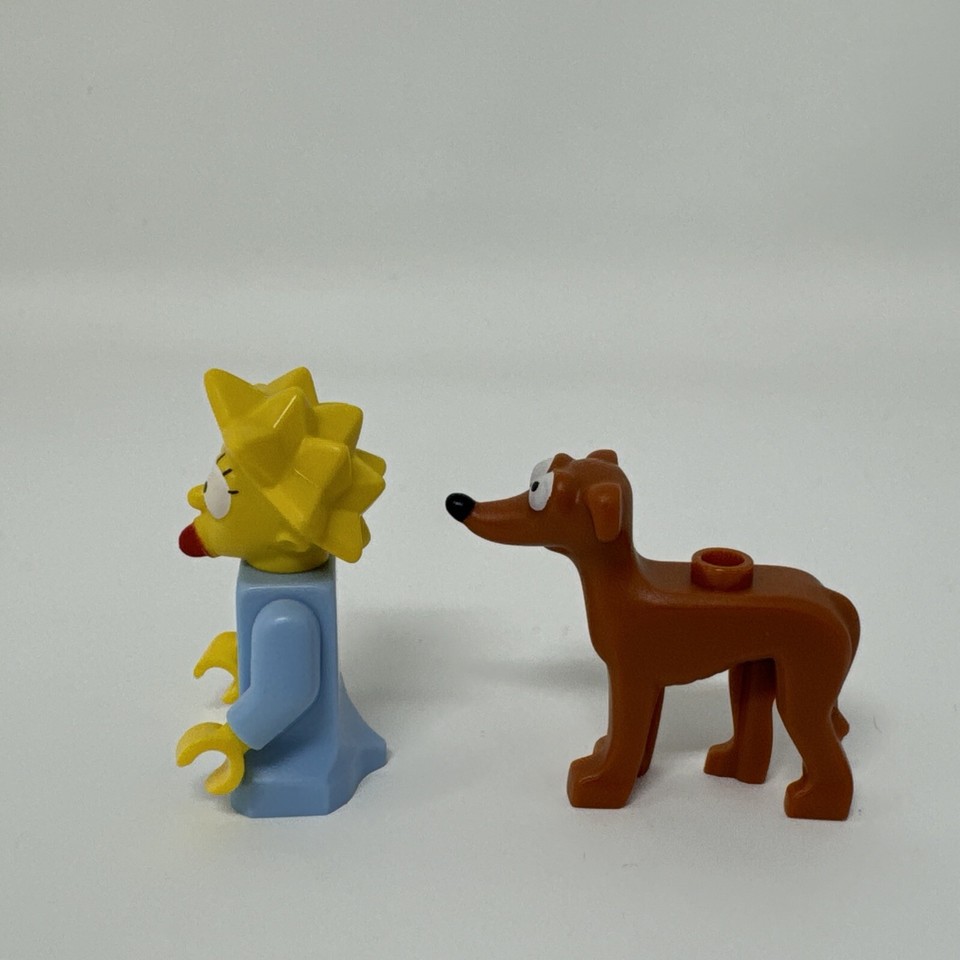 MAGGIE w/Santa’s Little Helper - LEGO The Simpsons Series 2 Minifigures ...