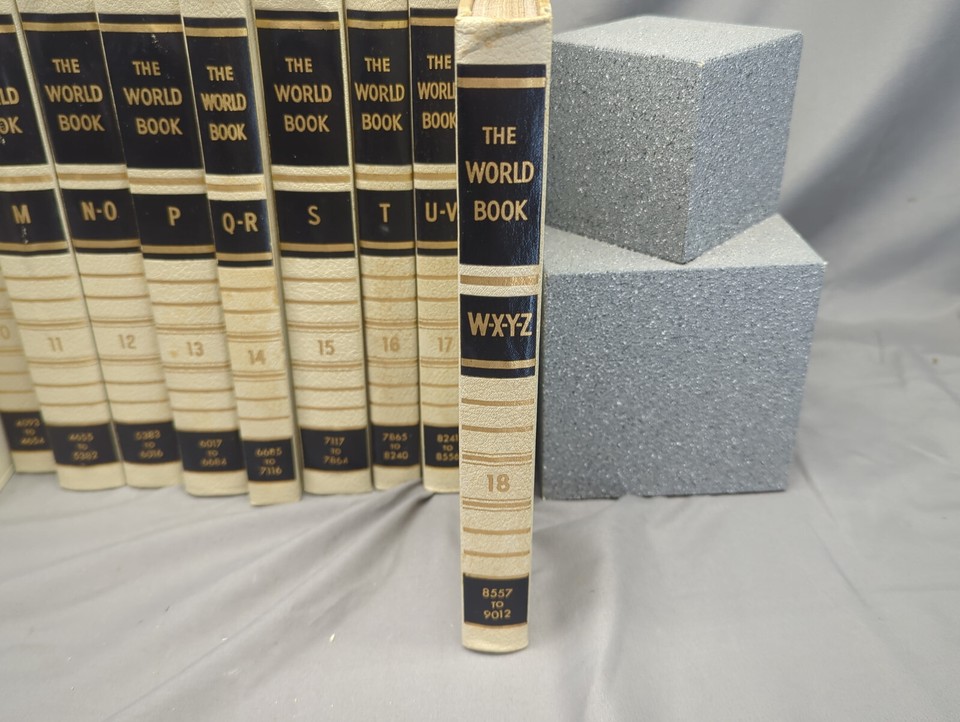 1970 The World Book Encyclopedia Set 21 pcs, Hard Cover, Complete Your ...
