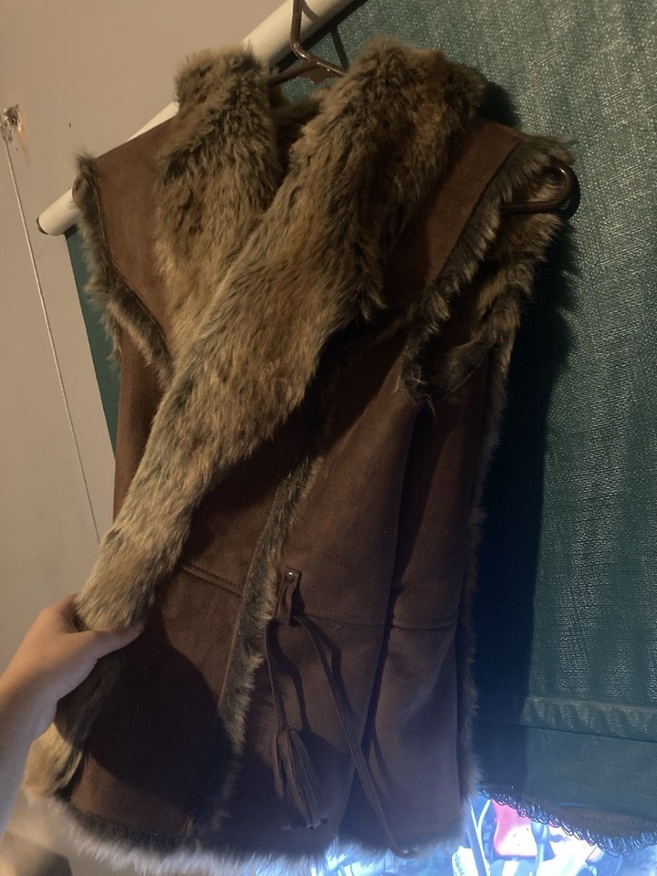 Fluffy Fabulous Furs Woman’s Brown Faux Lynx Fur Vest Coat Size Small ...