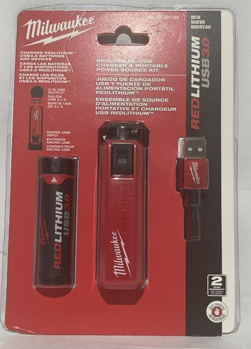 Milwaukee REDLITHIUM USB Charger and Portable Power Source Kit (48-59 ...