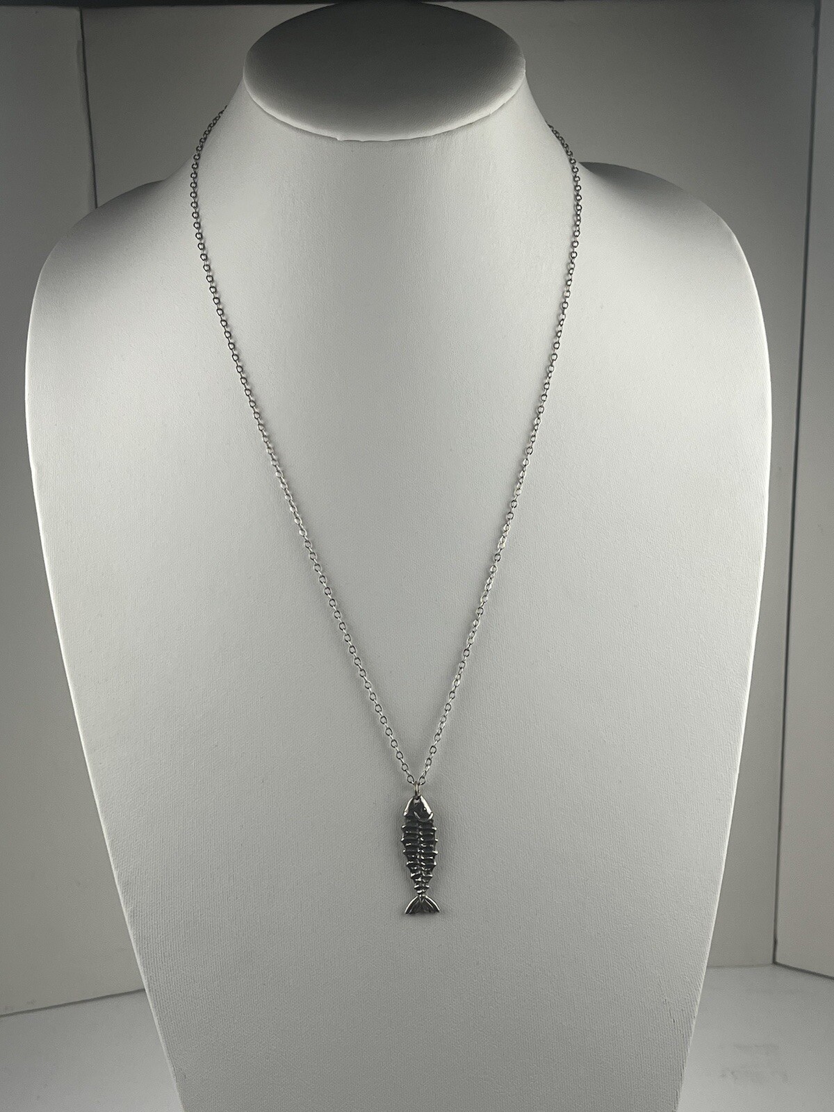 Sterling Silver Necklace 24.5" Chain Fish Bones Pendant | eBay