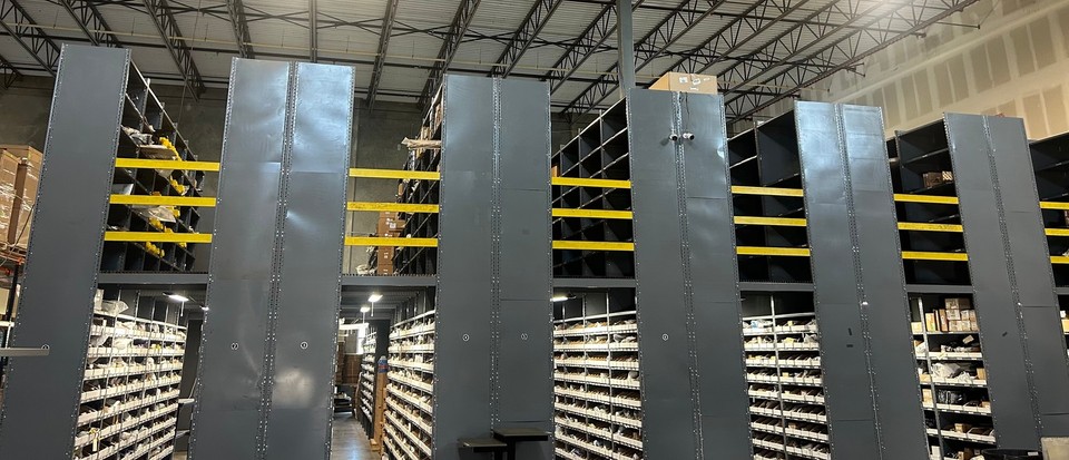 New Genuine Mopar Retainer Battery OE 5116495AB | eBay