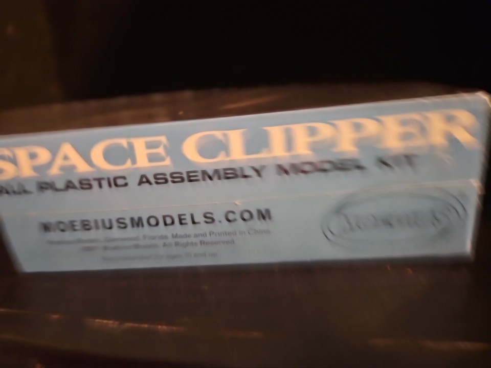 Moebius Space Clipper Orion - Plastic Model Kit 2001 Space Odyssey ...