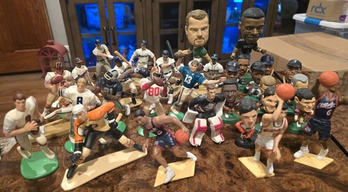 Lot of 32 Vintage Sports Action Figures- MLB, NHL, NFL, NBA | eBay