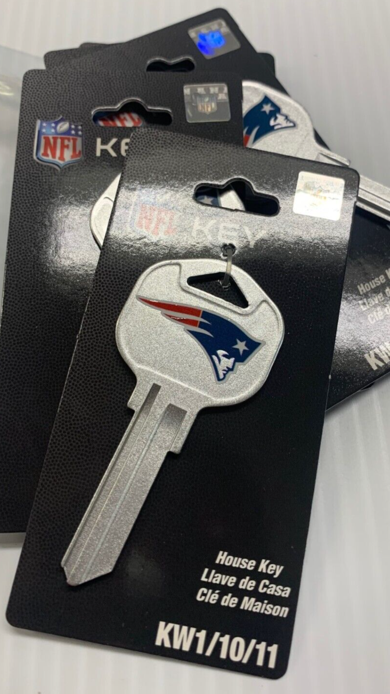 5 NFL Officially Licensed Football NEW ENGLAND House key Blanks KW1 | eBay