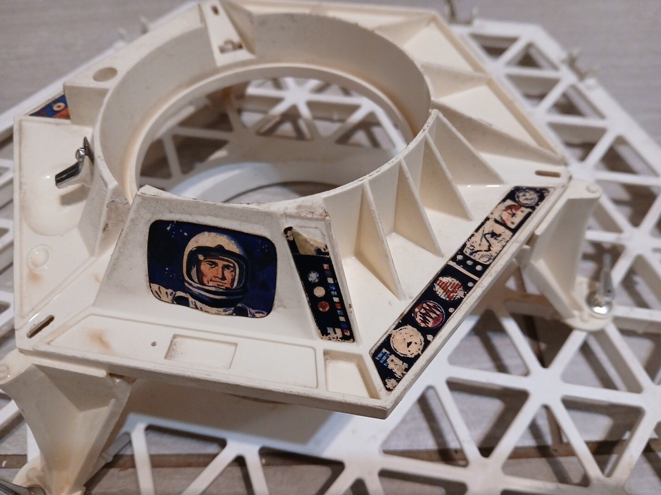 Vintage Mattel Major Matt Mason Space Station Playset Parts Platform ...