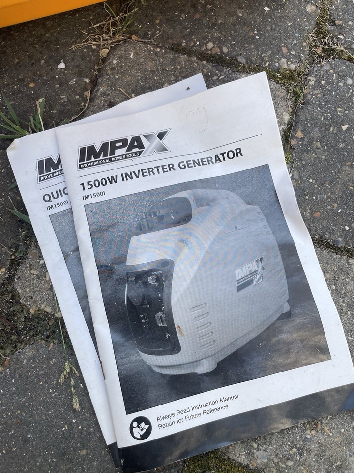 Impax IM15001 Inverter Generator Petrol Engine Quiet Suitcase Camping ...