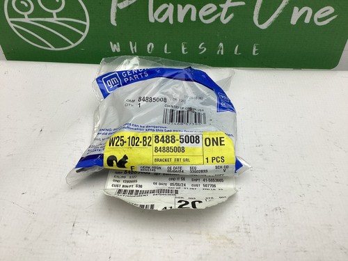 OEM GM Front Driver Side Grille Support Bracket 84885008 | eBay