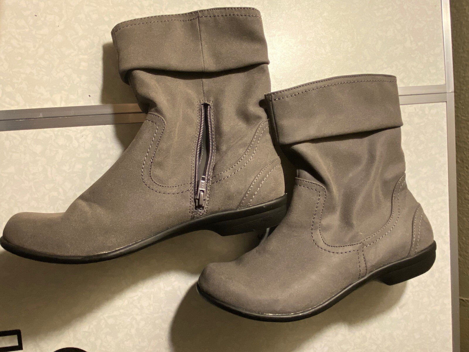 Croft & Barrow Boots Womens 9 M Eudora Slouchy Ankle Booties 73277 Gray ...