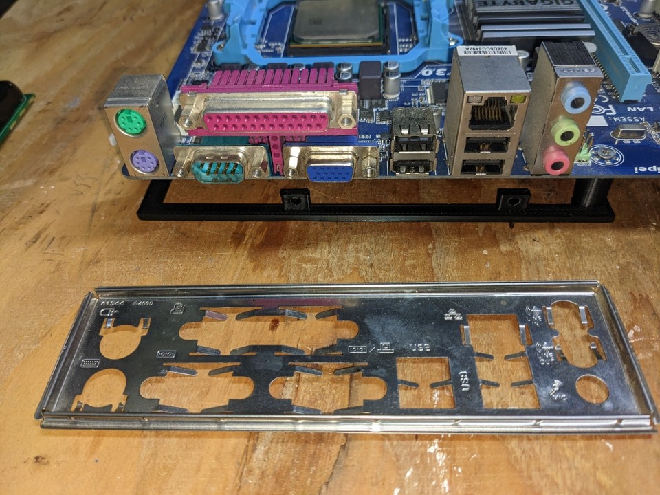 GIGABYTE GA-78LMT-S2PT Motherboard AM3+ Micro ATX w/IO Shield, FX6300 ...