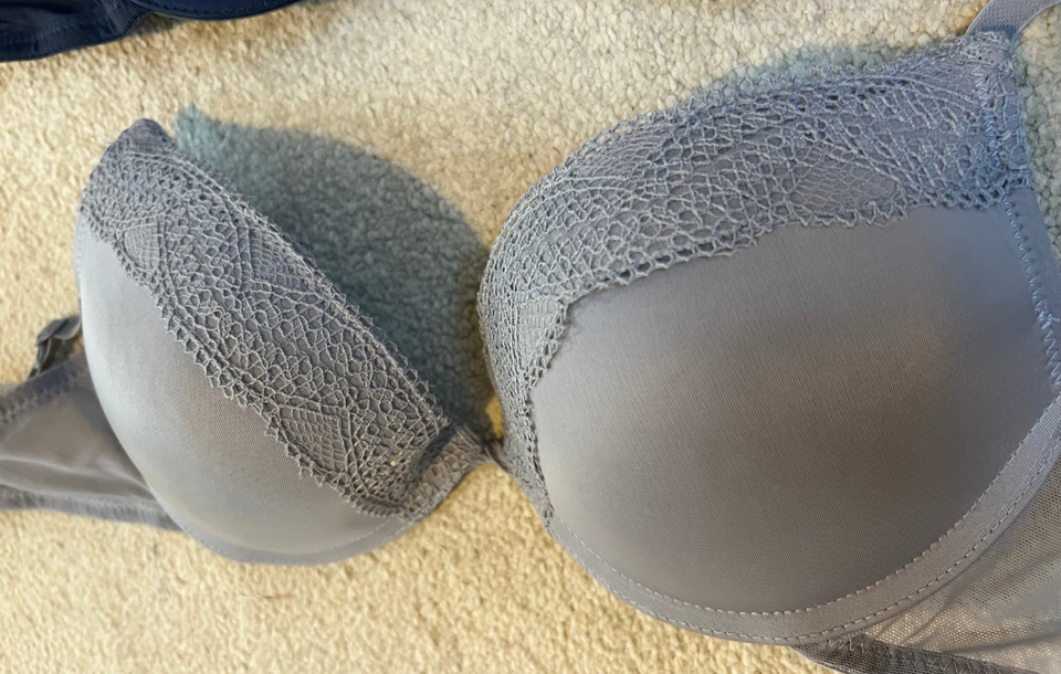 Pair Of Women's Primark Half Padded Bras size 34B One Light One Dark ...