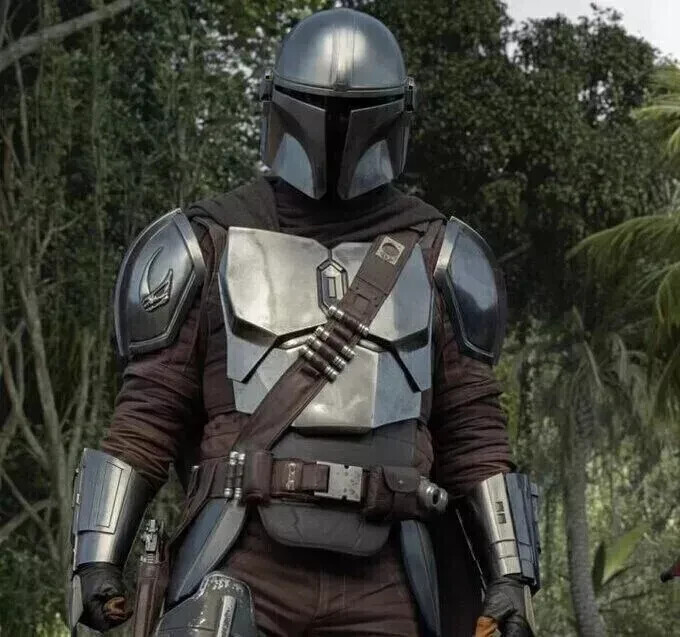 Silver Mandalorian Costume Medieval Full Suit of Mandalorian Star Wars ...