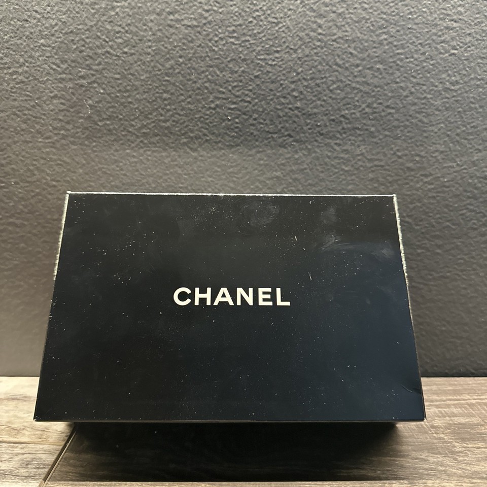 Chanel Brush Makeup Brush Set Black Limited Edition Set of 4 brushes ...