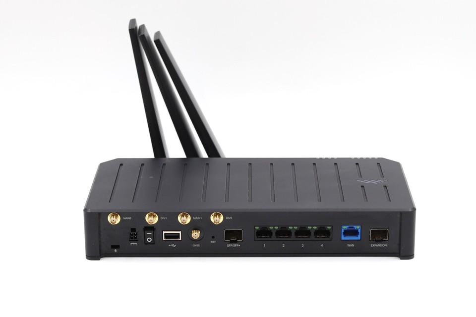 Cradlepoint E300 Series Enterprise Router W/Antenna No AC AP/N: E300 ...