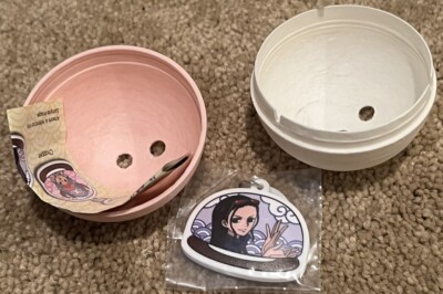 ONE PIECE x KURA SUSHI Charm Accessory Keychain Nico Robin | eBay