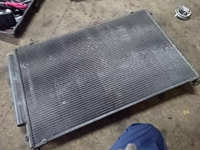 TOYOTA Noah 2004 TA-AZR60G Condenser 8846028580 [Used] [PA66626712 ...