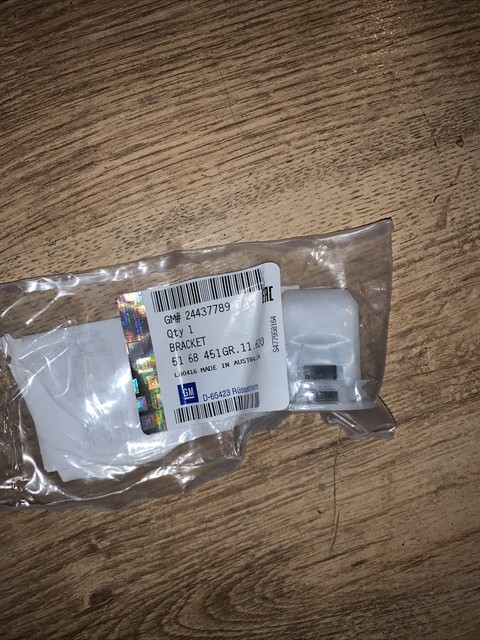 Vauxhall ASTRA Genuine Rear Seat Cushion Retainer Bracket 24437789 for ...