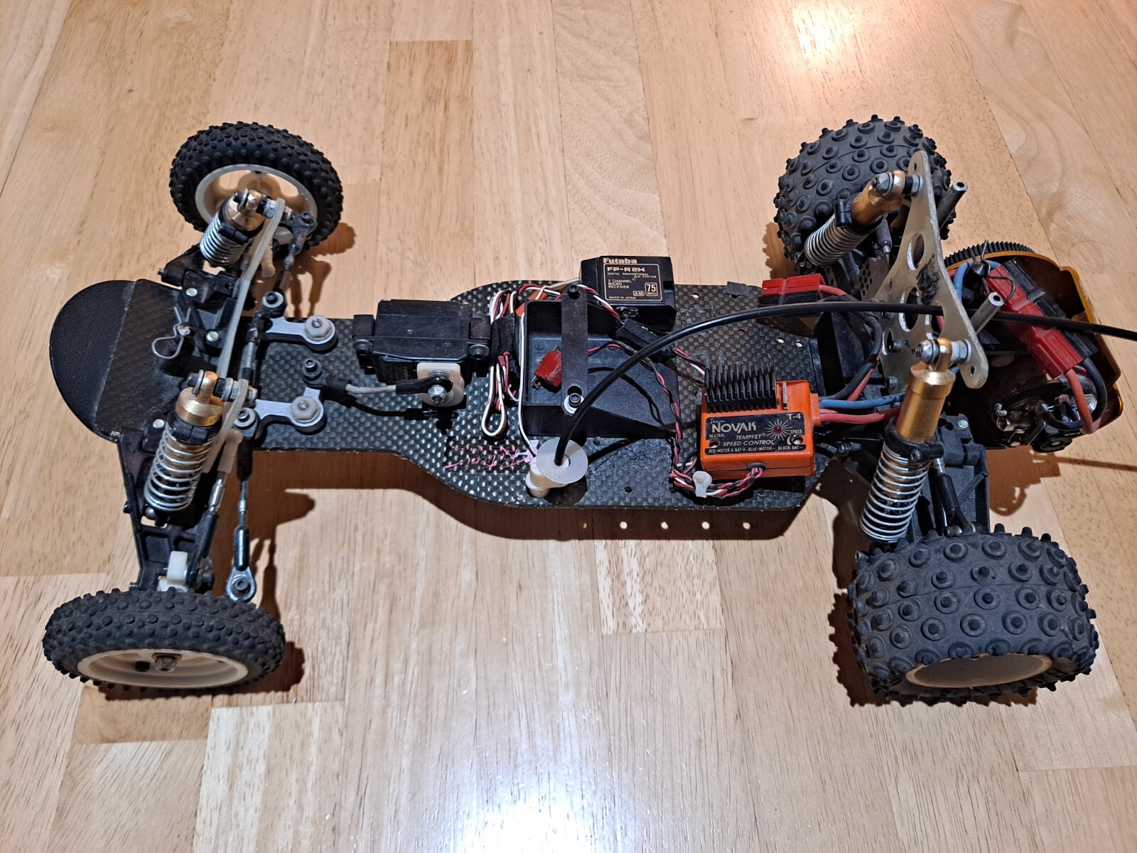 Team Associated RC10 Graphite Chassis Futaba Magnum T3PK Digital, Novak ...