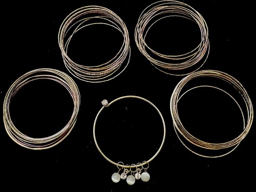 Lot Of 40 Metal Bangle Bracelets, Assorted Designs Silver Tone Colorful BN1 | eBay