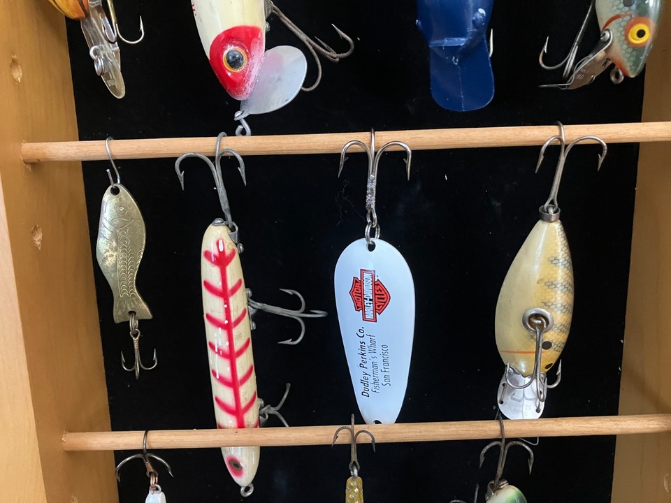 vintage WOODEN + GLASS Fishing Lure Display Case with 15 lures | eBay