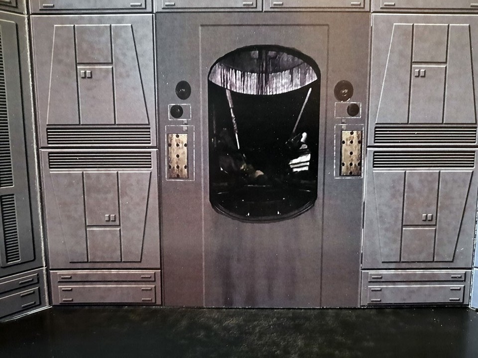 3.75" Death Star Trash Compactor Playset Display Set Star Wars Hasbro ...