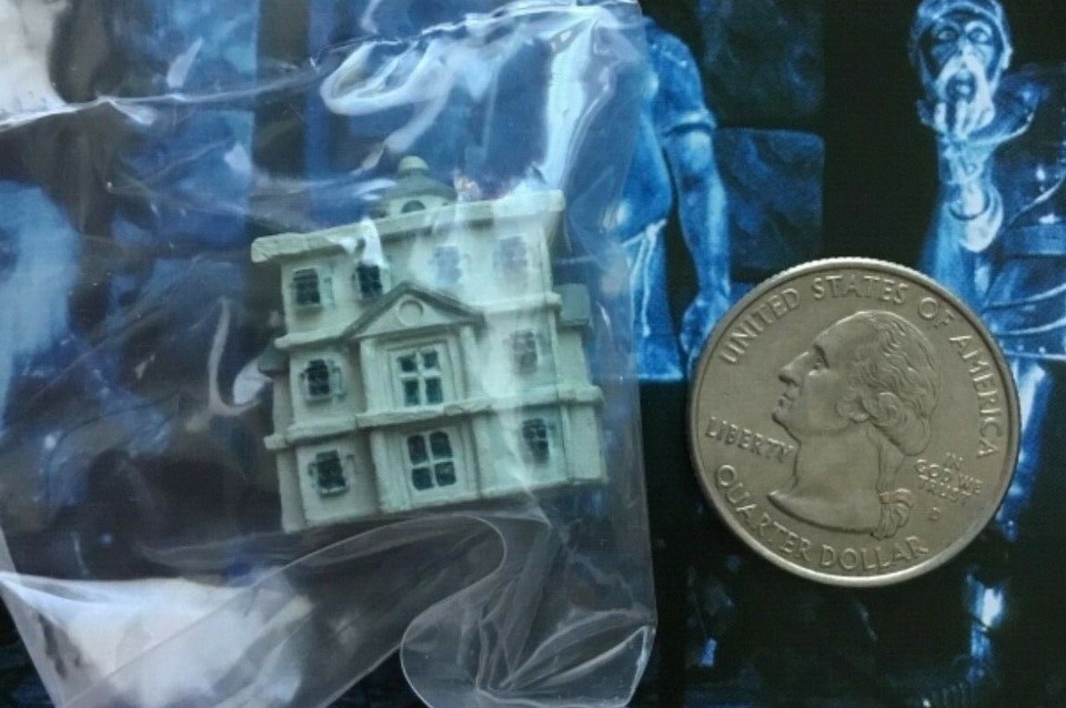 DISNEY COLLECTOR PACKS PARK SERIES 5 DISNEYLAND HAUNTED MANSION MINI ...