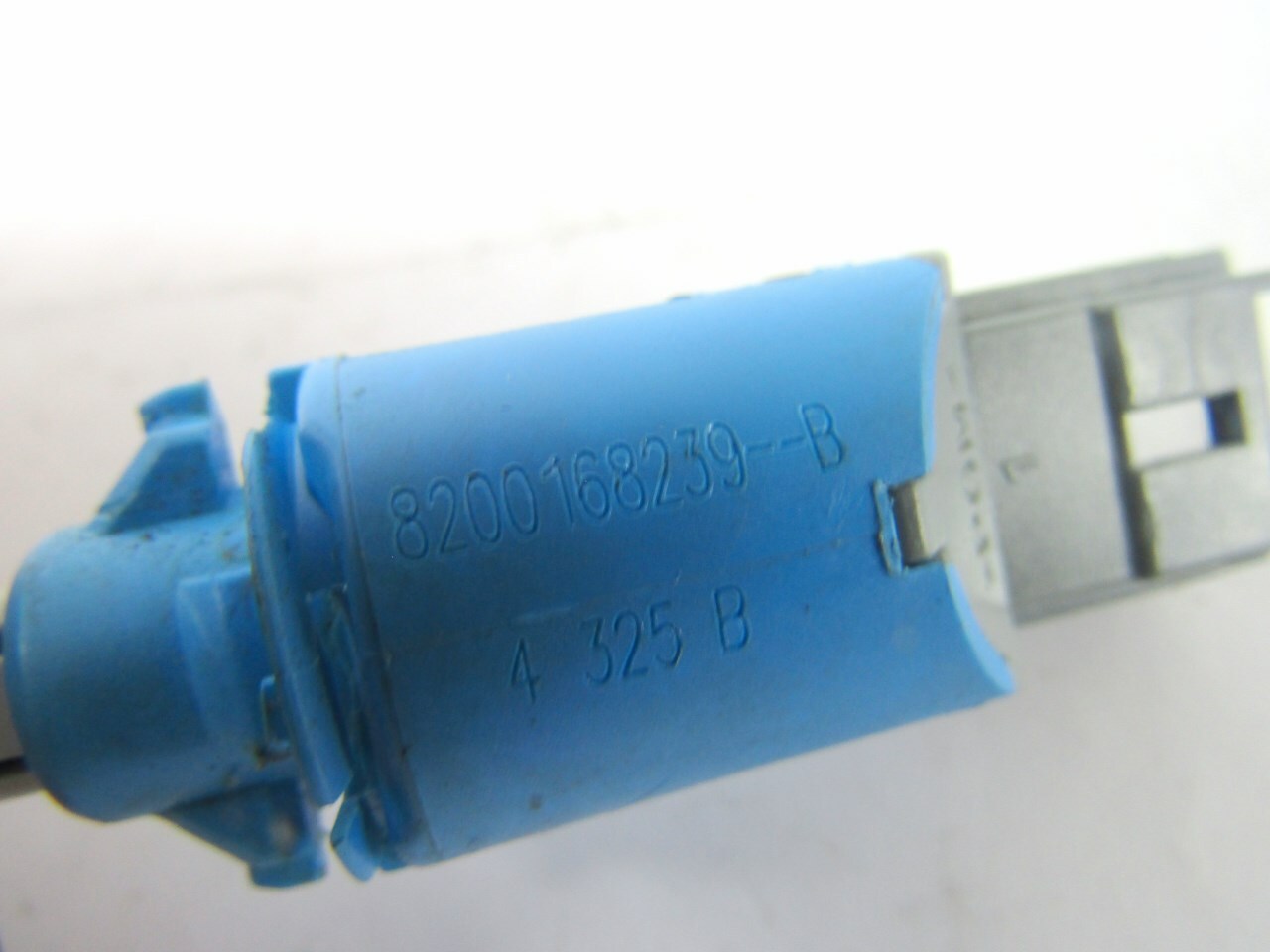 Renault Megane II 8200168239 CLUTCH PEDAL SENSOR SWITCH Kupplungspedal ...