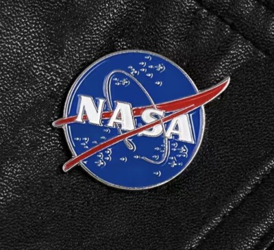 NASA Pin Brooch KSC Space X Astronaut Crew Moon Mars Mission Official ...