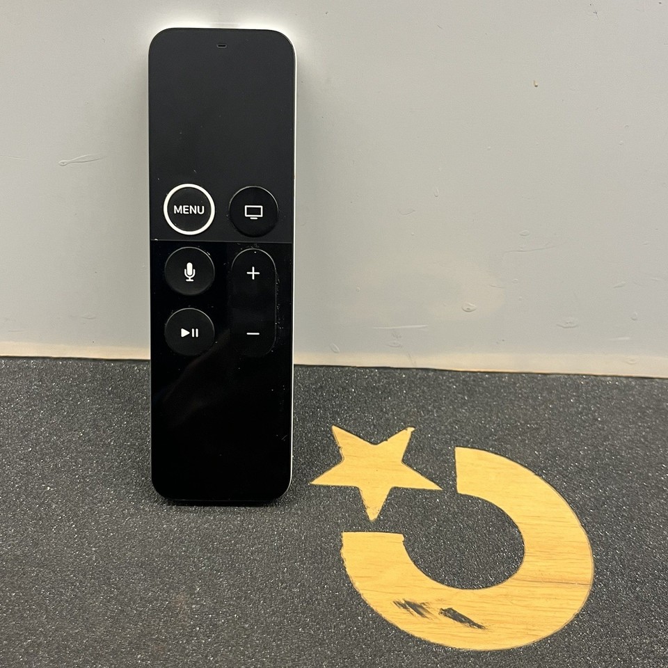 Apple TV Siri 4th Generation HD 4K Remote Control A1962 Works Ships ...