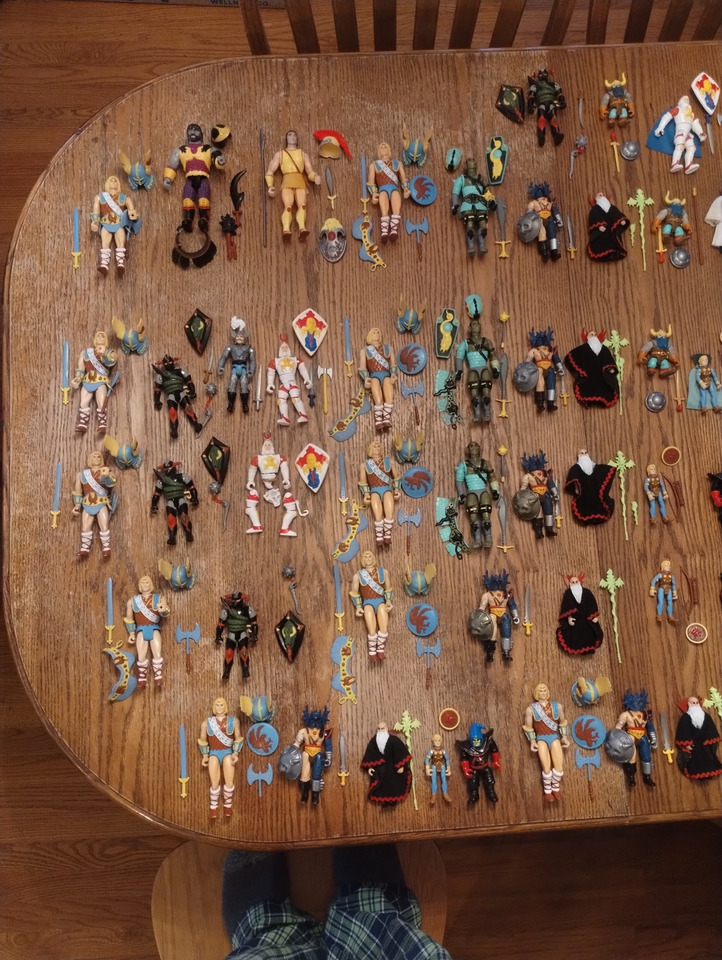 Vintage LJN Advanced Dungeons & Dragons tiamat shield shooters fortress ...