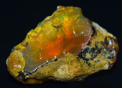 Red Opal Rough 58.50 Carat Natural Ethiopian Opal Raw Welo Opal ...