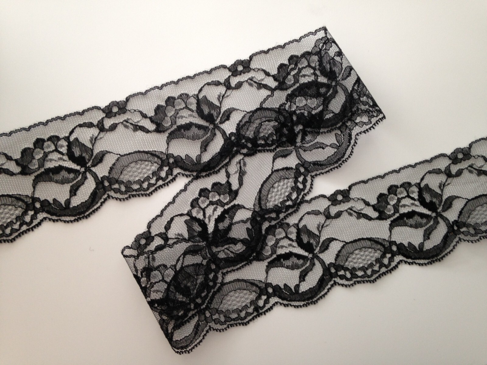 Black Scalloped Edge Lace Trim, 2 1/2 Inches Wide, 5 YARDS, Flat Lace ...