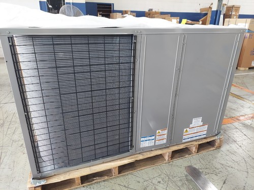 Trane 2.5 Ton 13.4 SEER2 Packaged Air Conditioner Unit, 4TCA4030C1, S&D ...