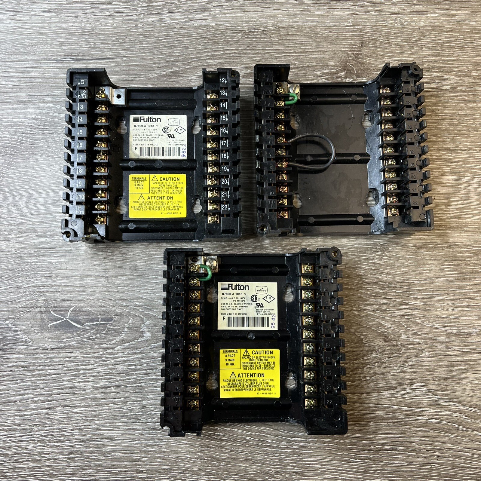 Fulton Q7800 A 1013 Subbase Panel or Wall Mount Lot Of 3 | eBay