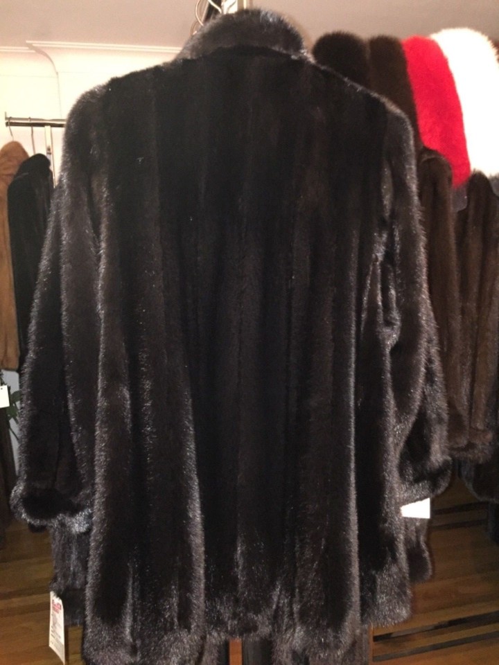 CHICAGO FUR MART SIZE 10.GORGEOUS CLASSIC BRAND NEW RANCH MINK STROLLER ...