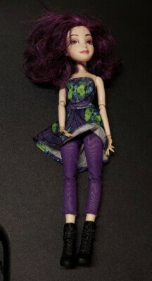 Disney Descendants MAL Isle Of The Lost Original Doll | eBay