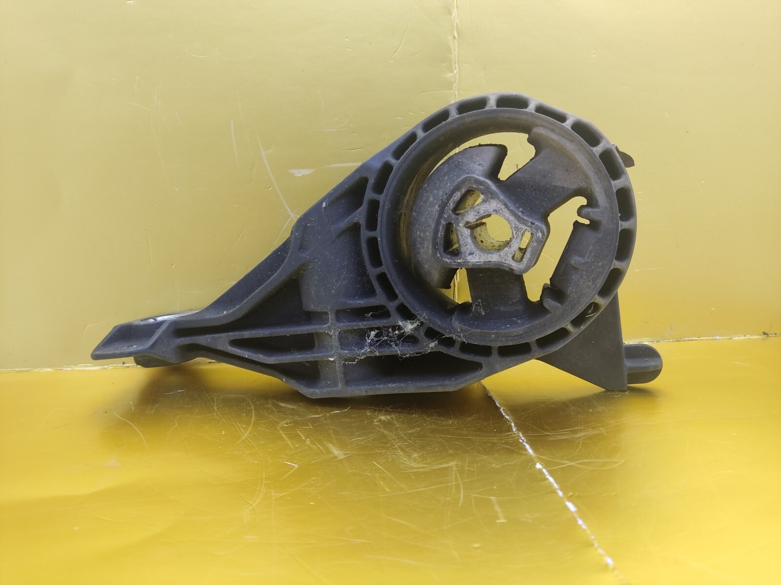 13-19 Cadillac XTS FWD - FRONT AUTOMATIC TRANSMISSION MOUNT OEM ...