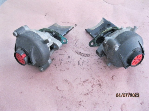 Ski Doo MXZ 03' 600 HO RAVE Exhaust Valves / Manifolds 03-06 800 | eBay