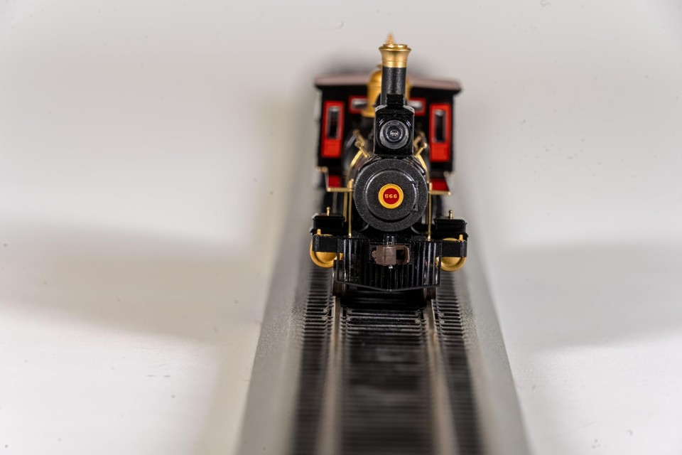 Industries 4-4-0 American Steam DCC Ready Pennsylvania with Coal Load ...