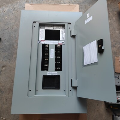 SIEMENS 250 AMP PANELBOARD 240 120 V SINGLE PHASE 1PH 3W 18 Cir NEMA 1 ...