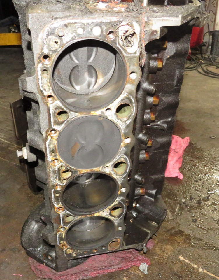 1995 Corvette C4 LT1 Engine Block GM ZUC 10125327, Stuart Florida ...