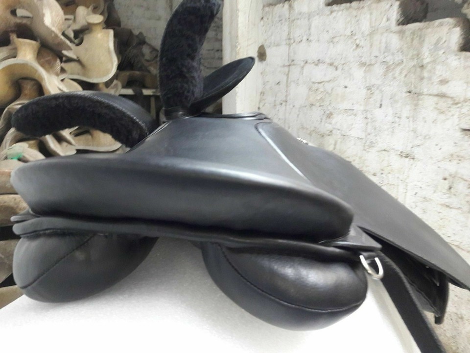 Black Leather English side saddle with 16"inch to 21" inch seat ...