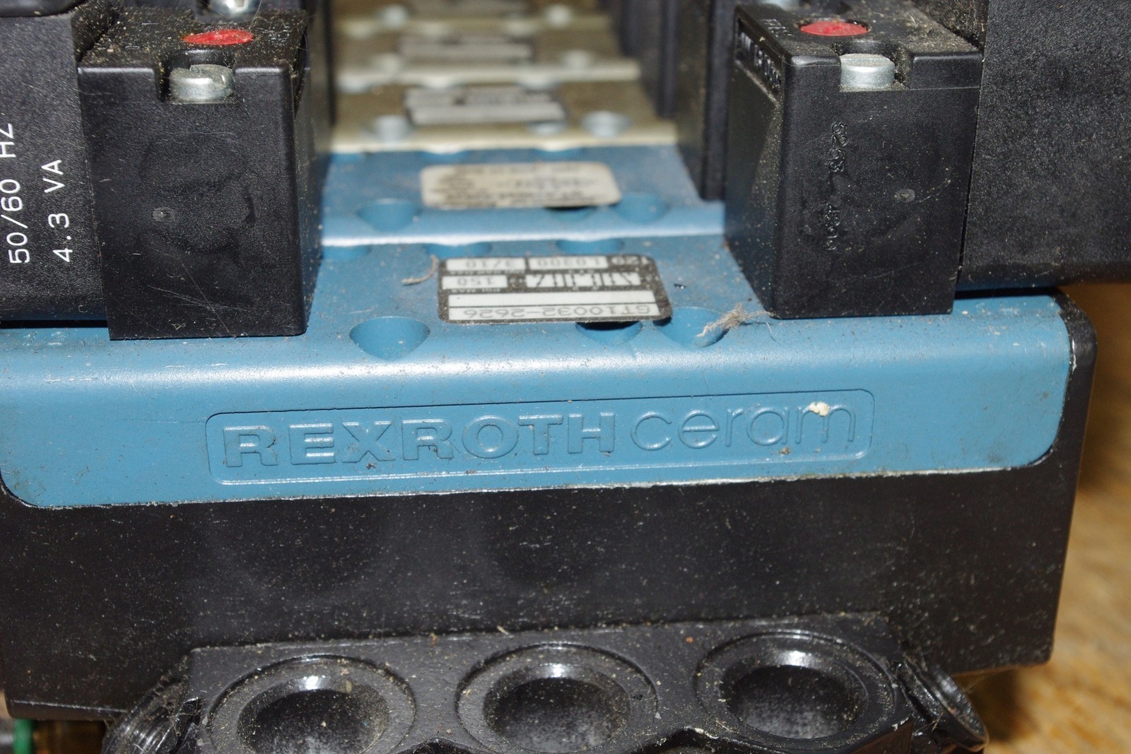 Rexroth Ceram 6-Valve Air Control Manifold GT10061-2440 GT10032-2626 | eBay