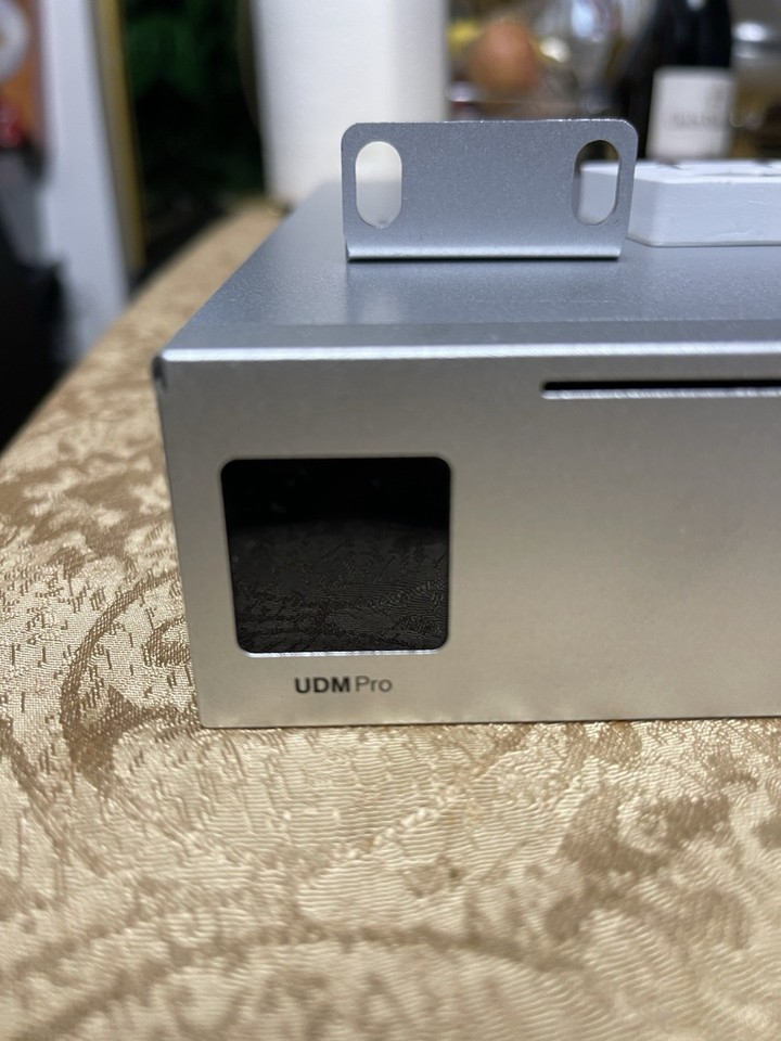 Ubiquiti UniFi Dream Machine Pro UDM-PRO with 4TB HDD Storage for CCTV ...