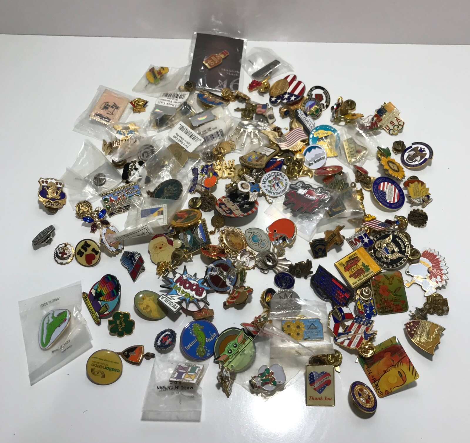 Vintage Now Random LAPEL PINS and TIE TACKS Lot ~ 1.10LBS | eBay