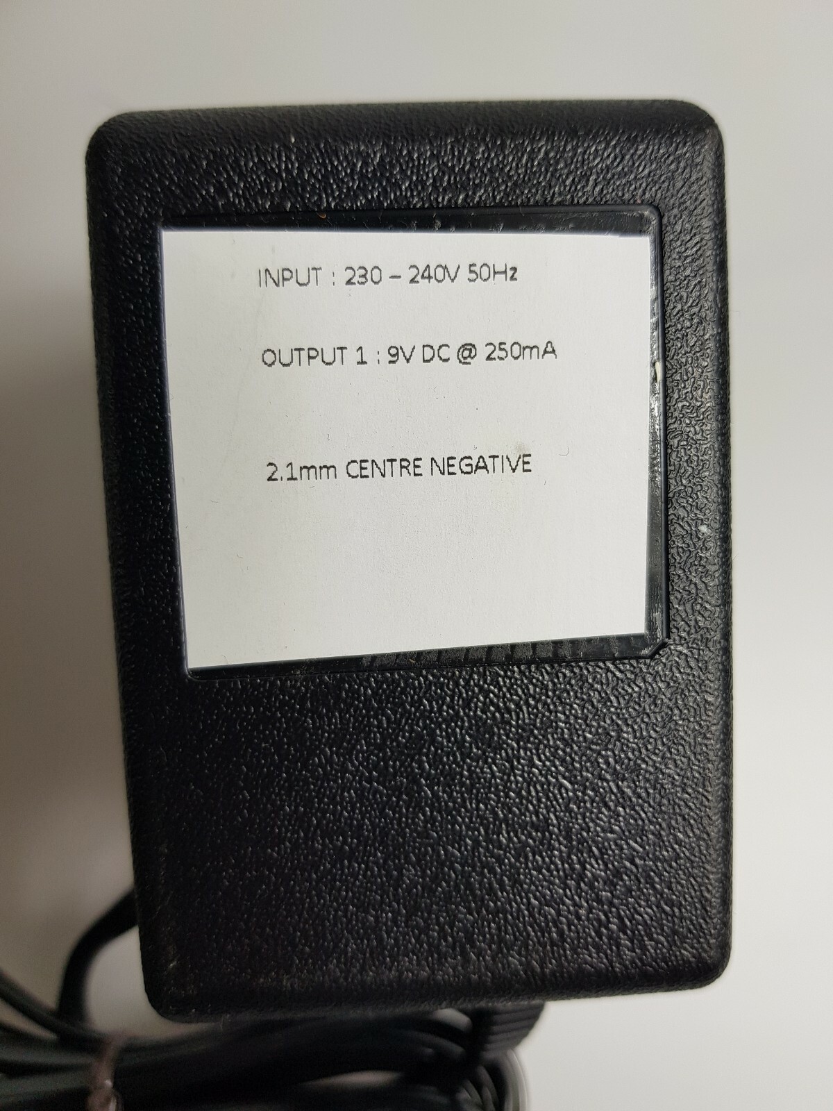 240V UNREGULATED POWER SUPPLY 9V 250mA 2.1mm CENTRE NEGATIVE PSU | eBay UK