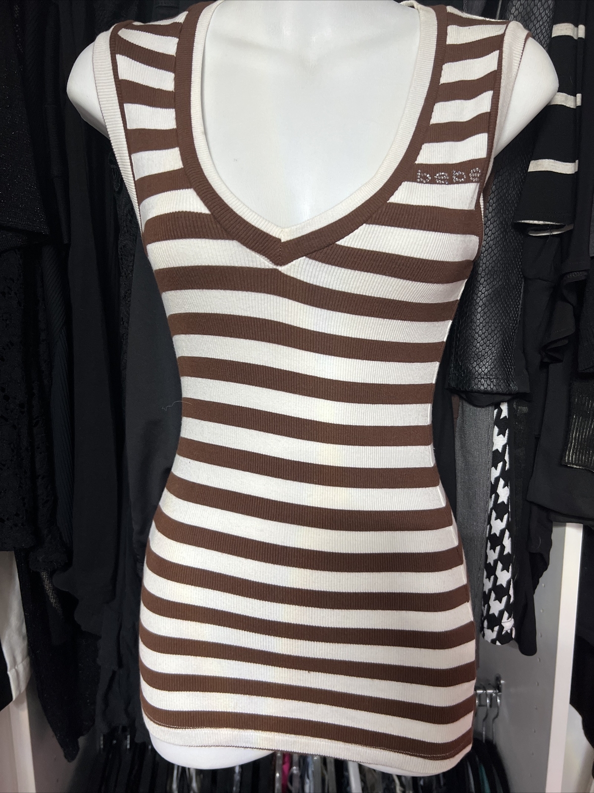 Bebe Brown Logo Short Sleeve Tee Shirt, White With Brown | eBay