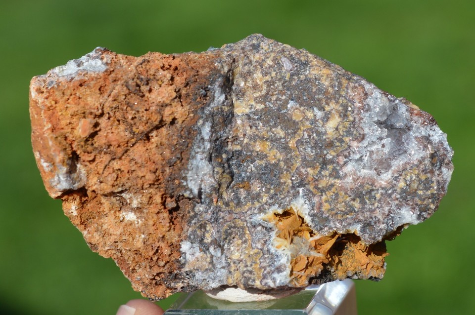 Goethite E Quarzo 129 Grammi - Le Redoutières Miniera, Chaillac, Indre ...