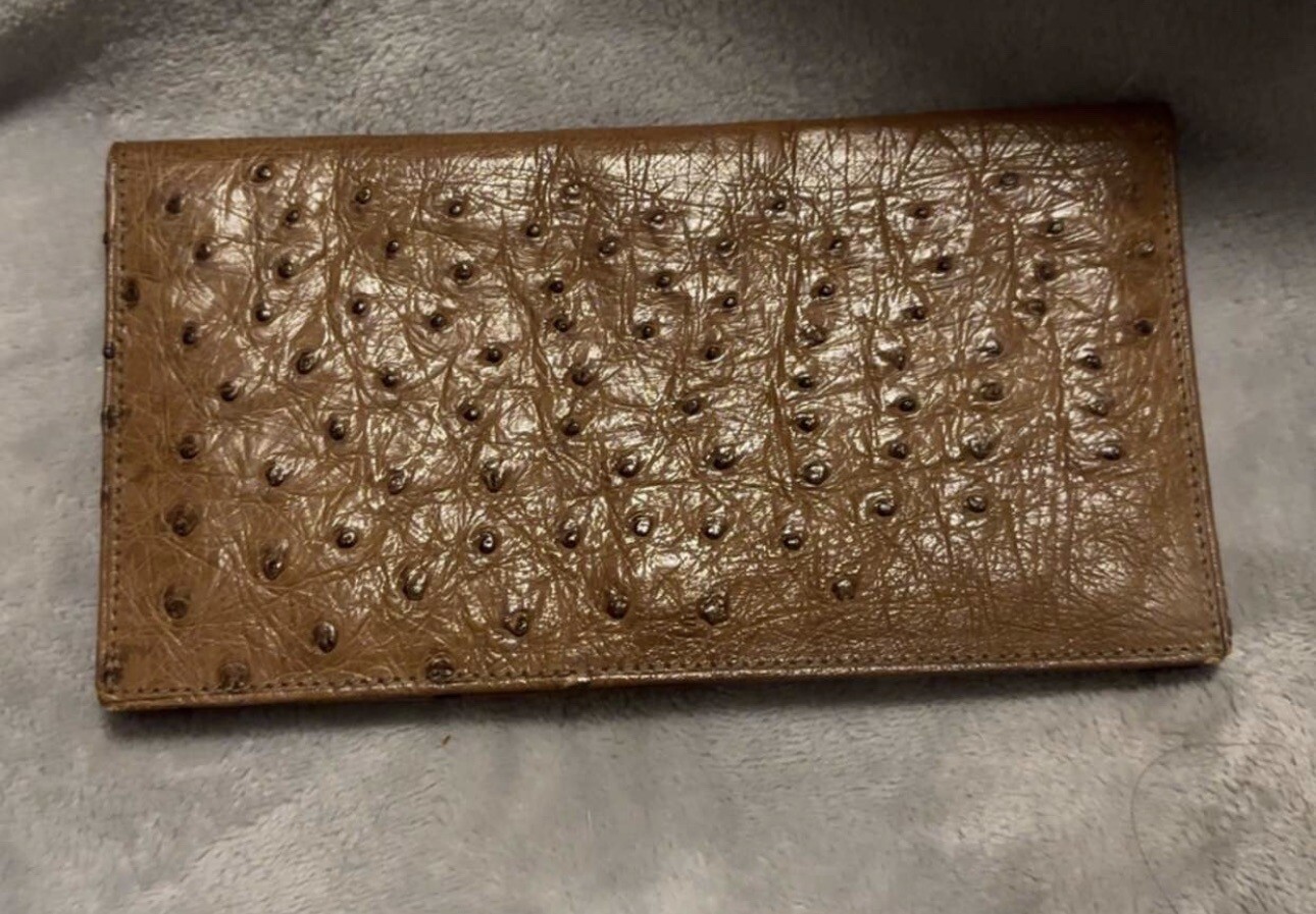 Rare Vintage Modell Royal Ostrich Leather Bifold Wal… - Gem